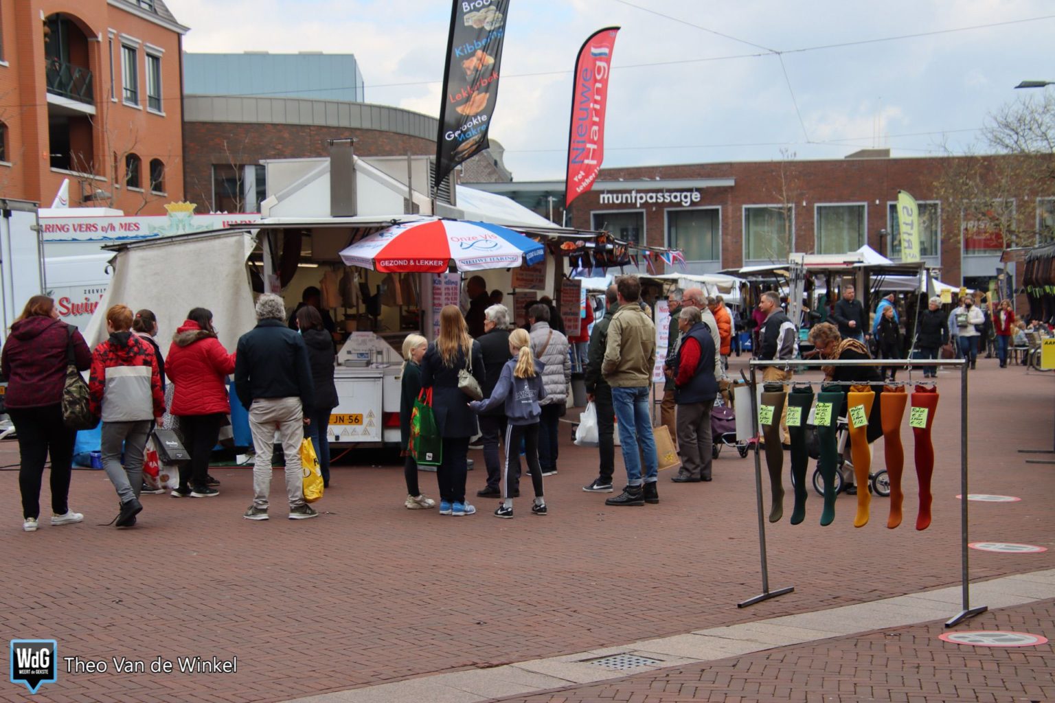Dubbel feest op de weekmarkt in Weert