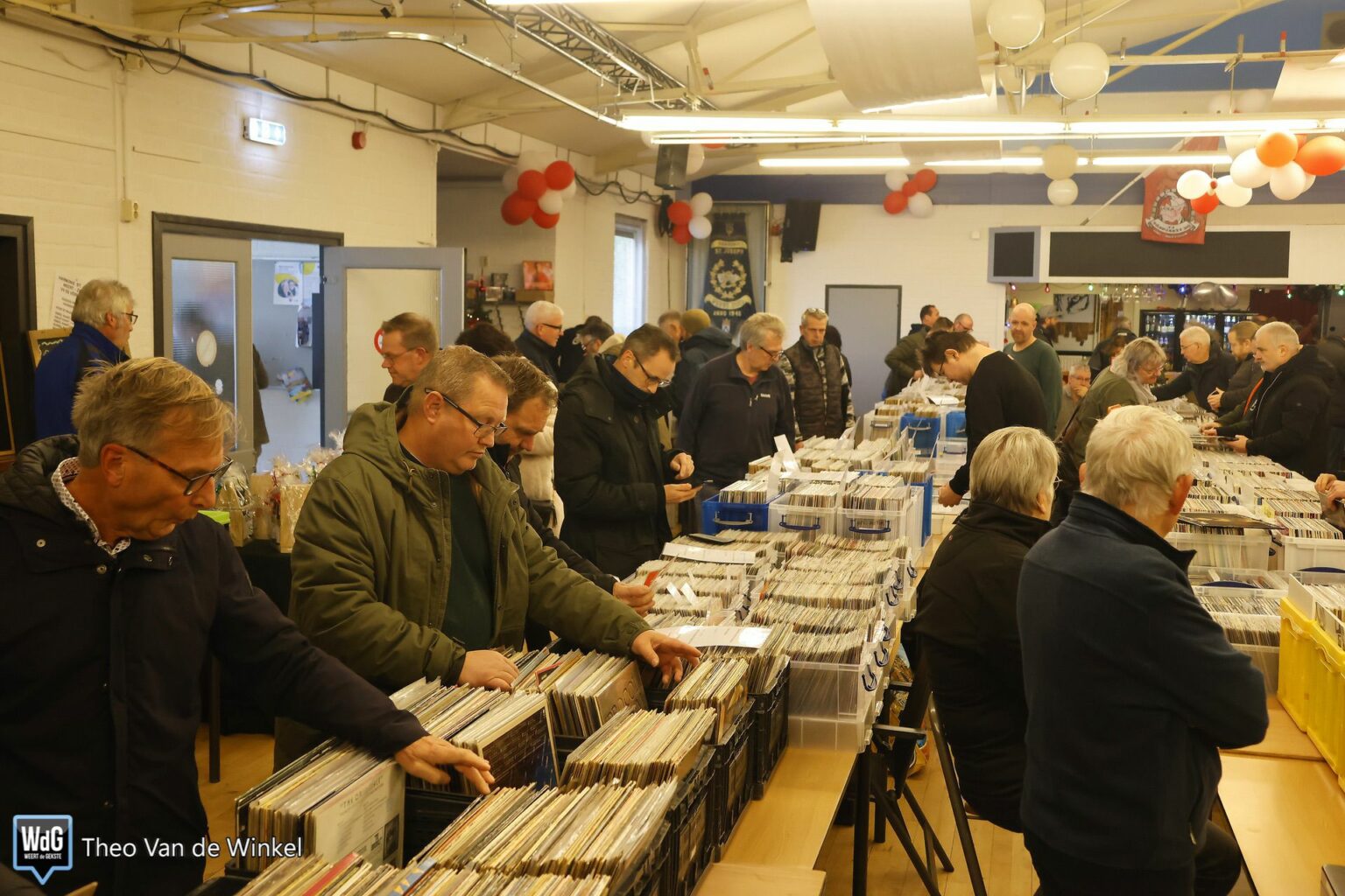 Liefhebbers van vinyl en muziek waren vandaag op Moesel te vinden
