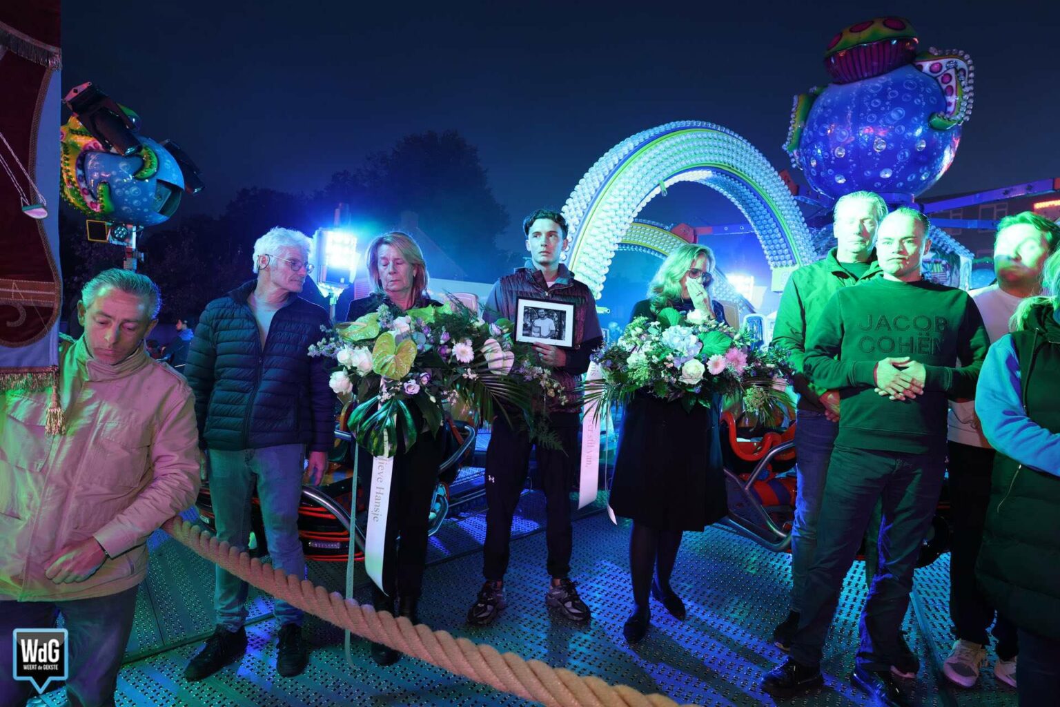 Twee minuten stilte op kermis voor overleden Hans van Tol jr.