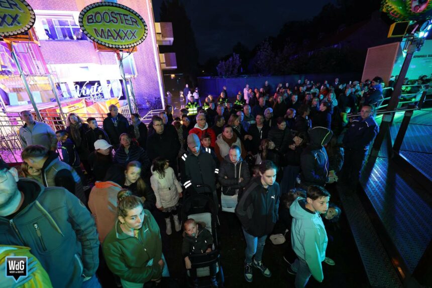 Twee minuten stilte op kermis voor overleden Hans van Tol jr.