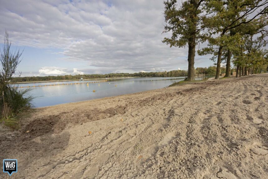 Nieuwe outdoorstrand Blauwe Meertje officieel geopend