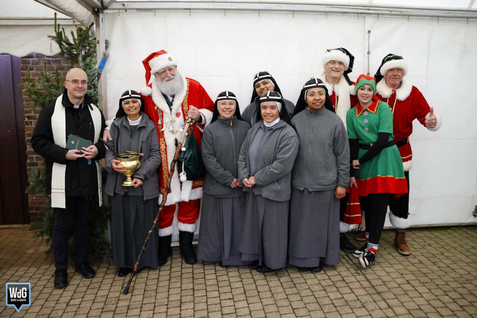 Kerststal Zusters Birgittinessen geopend
