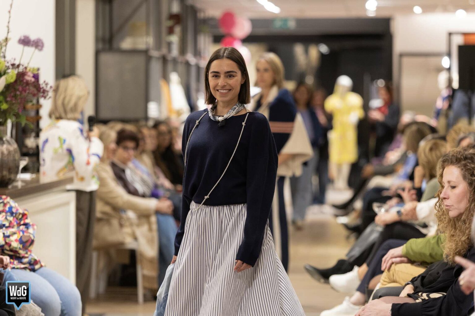 Feestelijke modeshow bij Cramers van Asten viert 20 jaar damesmode