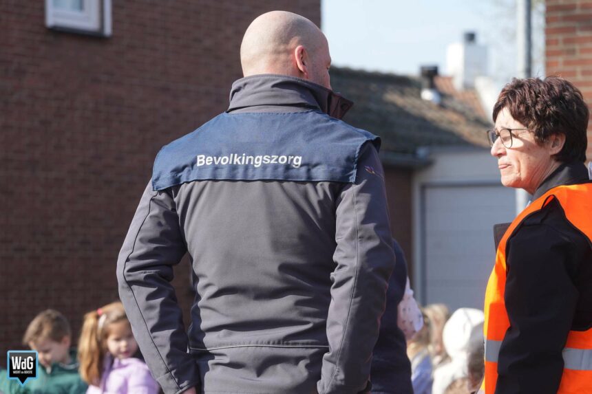 School op Laar ontruimd na meldingen van penetrante lucht