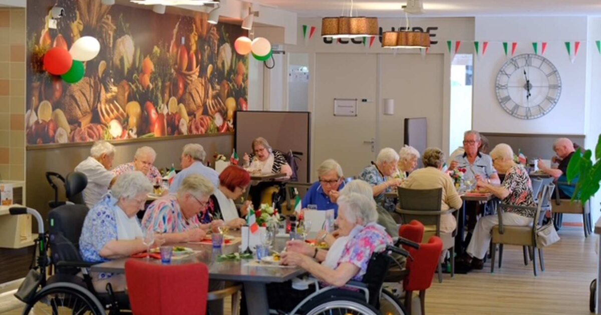 Diner in Italiaanse sfeer voor bewoners Wozoco Hushoven